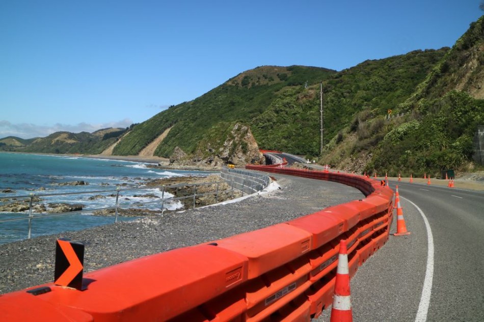 Ricochet Barrier Longitudinal TL2 Rated - Orange